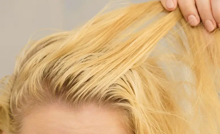 How To Keep Your Hair From Getting Greasy Overnight?13 Tips